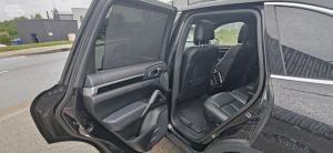 Melns Porsche Cayenne 2013 Viļņa, ar dzinēja tilpumu 3.60 L un nobraukumu 198 tūkst. km par 13300 €, foto 12 vietnē AUTOMOTO.COM.LV