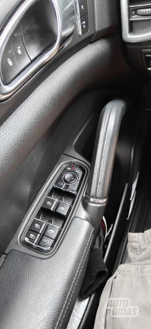 Melns Porsche Cayenne 2013 Viļņa, ar dzinēja tilpumu 3.60 L un nobraukumu 198 tūkst. km par 13300 €, foto 15 vietnē AUTOMOTO.COM.LV