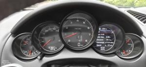 Melns Porsche Cayenne 2013 Viļņa, ar dzinēja tilpumu 3.60 L un nobraukumu 198 tūkst. km par 13300 €, foto 16 vietnē AUTOMOTO.COM.LV