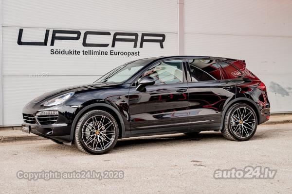 Melns Porsche Cayenne 2013 Pērnava, ar dzinēja tilpumu 4.10 L un nobraukumu 162 tūkst. km par 22900 €, foto 3 vietnē AUTOMOTO.COM.LV