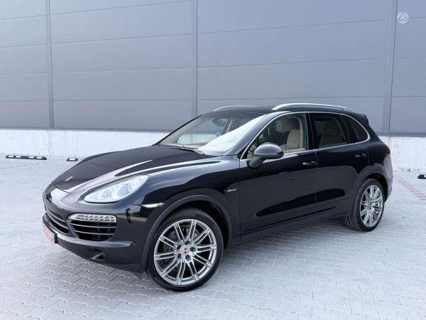Melns Porsche Cayenne 2013 Šauļi, ar dzinēja tilpumu 2.97 L un nobraukumu 296 tūkst. km par 13800 €, foto 9 vietnē AUTOMOTO.COM.LV