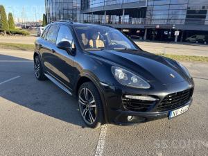 Black Porsche Cayenne 2013 in Riga, with an engine capacity of 4.80 L and mileage of 240 thousand km for 18900 €, photo  on AUTOMOTO.COM.LV