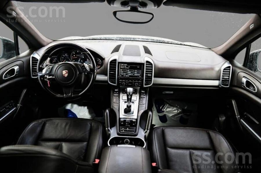 Melns Porsche Cayenne 2013 Rīga, ar dzinēja tilpumu 3.00 L un nobraukumu 234 tūkst. km par 13390 €, foto 13 vietnē AUTOMOTO.COM.LV