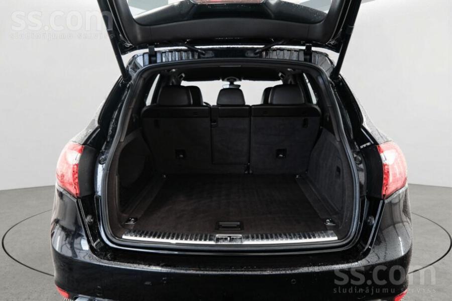 Melns Porsche Cayenne 2013 Rīga, ar dzinēja tilpumu 3.00 L un nobraukumu 234 tūkst. km par 13390 €, foto 14 vietnē AUTOMOTO.COM.LV