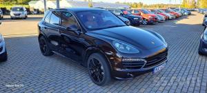 Black Porsche Cayenne 2014 in Talsi, with an engine capacity of 4.20 L and mileage of 191 thousand km for 17000 €, photo 15 on AUTOMOTO.COM.LV