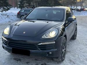 Melns Porsche Cayenne 2014 Klaipėda, ar dzinēja tilpumu 3.60 L un nobraukumu 207 tūkst. km par 14000 €, foto 19 vietnē AUTOMOTO.COM.LV