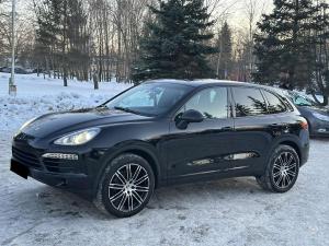 Melns Porsche Cayenne 2014 Klaipėda, ar dzinēja tilpumu 3.60 L un nobraukumu 207 tūkst. km par 14000 €, foto 20 vietnē AUTOMOTO.COM.LV