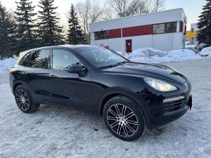 Melns Porsche Cayenne 2014 Klaipėda, ar dzinēja tilpumu 3.60 L un nobraukumu 207 tūkst. km par 14000 €, foto 23 vietnē AUTOMOTO.COM.LV