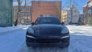 Black Porsche Cayenne 2014 in Klaipeda, with an engine capacity of 3.60 L and mileage of 255 thousand km for 10000 €, photo 12 on AUTOMOTO.COM.LV