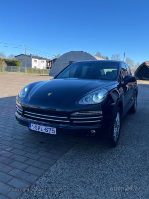 Black Porsche Cayenne 2014 in Tallinn, with an engine capacity of 2.97 L and mileage of 231 thousand km for 18900 €, photo 8 on AUTOMOTO.COM.LV