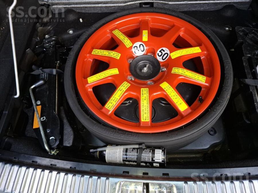 Melns Porsche Cayenne 2014 Rīga, ar dzinēja tilpumu 3.00 L un nobraukumu 261 tūkst. km par 16650 €, foto 17 vietnē AUTOMOTO.COM.LV