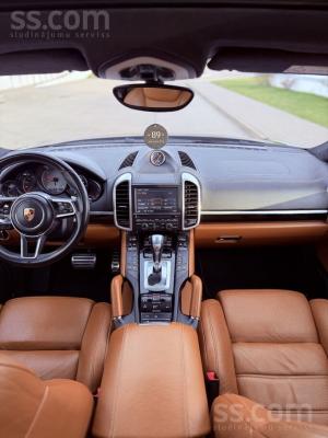Melns Porsche Cayenne 2014 Rēzekne, ar dzinēja tilpumu 4.20 L un nobraukumu 224 tūkst. km par 28500 €, foto 9 vietnē AUTOMOTO.COM.LV