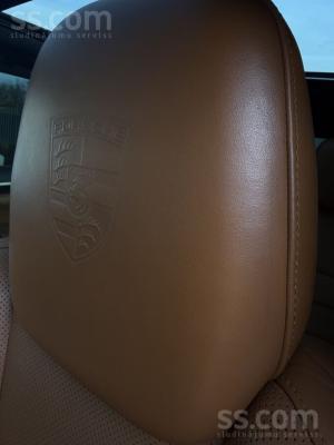 Melns Porsche Cayenne 2014 Rēzekne, ar dzinēja tilpumu 4.20 L un nobraukumu 224 tūkst. km par 28500 €, foto 14 vietnē AUTOMOTO.COM.LV
