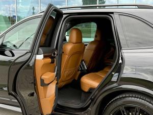 Melns Porsche Cayenne 2014 Rēzekne, ar dzinēja tilpumu 4.20 L un nobraukumu 227 tūkst. km par 26990 €, foto 12 vietnē AUTOMOTO.COM.LV