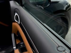 Melns Porsche Cayenne 2014 Rēzekne, ar dzinēja tilpumu 4.20 L un nobraukumu 227 tūkst. km par 26990 €, foto 26 vietnē AUTOMOTO.COM.LV