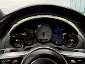 Melns Porsche Cayenne 2014 Rēzekne, ar dzinēja tilpumu 4.20 L un nobraukumu 227 tūkst. km par 26990 €, foto 32 vietnē AUTOMOTO.COM.LV