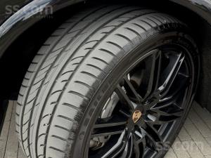 Melns Porsche Cayenne 2014 Rēzekne, ar dzinēja tilpumu 4.20 L un nobraukumu 227 tūkst. km par 26990 €, foto 10 vietnē AUTOMOTO.COM.LV