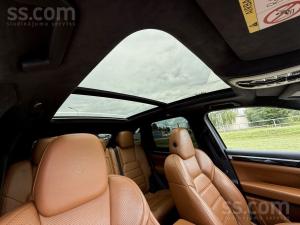 Melns Porsche Cayenne 2014 Rēzekne, ar dzinēja tilpumu 4.20 L un nobraukumu 227 tūkst. km par 26990 €, foto 15 vietnē AUTOMOTO.COM.LV