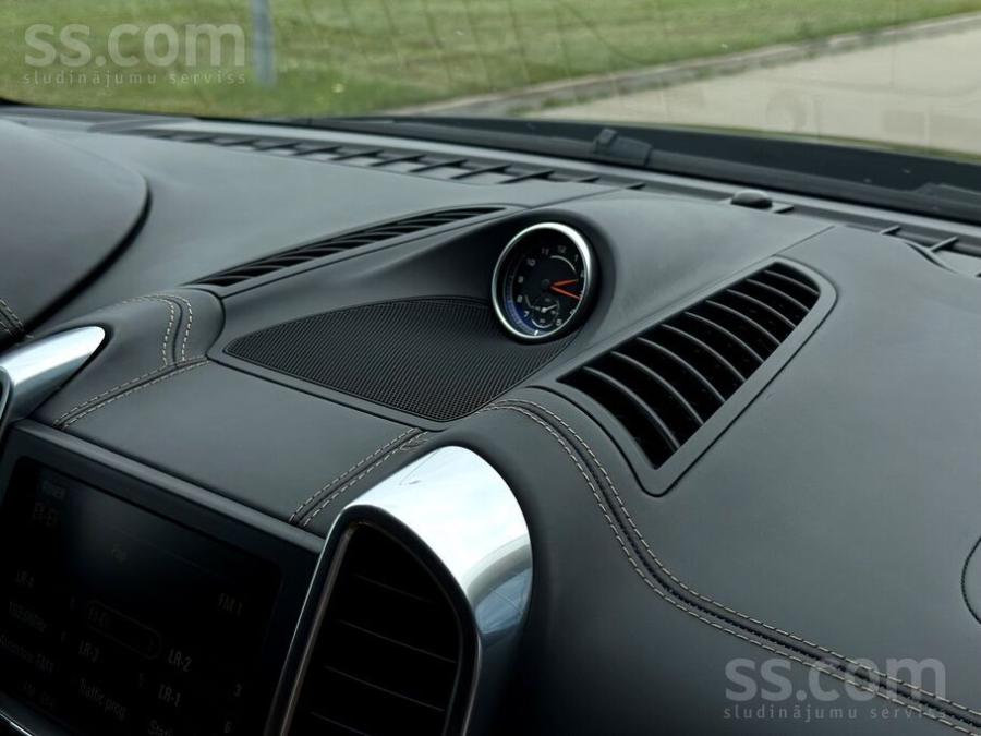 Melns Porsche Cayenne 2014 Rēzekne, ar dzinēja tilpumu 4.20 L un nobraukumu 227 tūkst. km par 26990 €, foto 21 vietnē AUTOMOTO.COM.LV