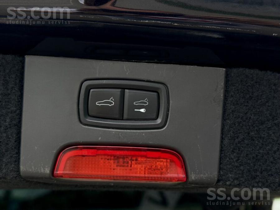 Melns Porsche Cayenne 2014 Rēzekne, ar dzinēja tilpumu 4.20 L un nobraukumu 227 tūkst. km par 26990 €, foto 31 vietnē AUTOMOTO.COM.LV