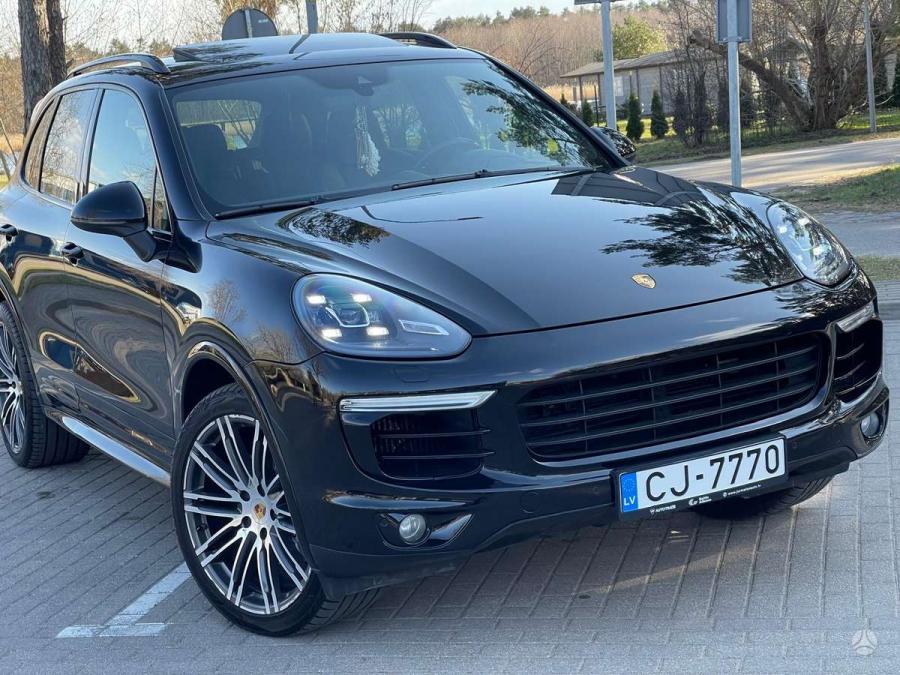 Melns Porsche Cayenne 2014 Jūrmala, ar dzinēja tilpumu 4.13 L un nobraukumu 171 tūkst. km par 25600 €, foto 4 vietnē AUTOMOTO.COM.LV