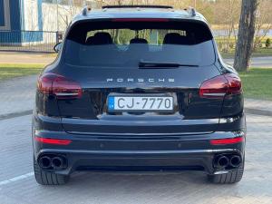 Melns Porsche Cayenne 2014 Jūrmala, ar dzinēja tilpumu 4.13 L un nobraukumu 171 tūkst. km par 25600 €, foto 10 vietnē AUTOMOTO.COM.LV