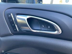 Melns Porsche Cayenne 2014 Jūrmala, ar dzinēja tilpumu 4.13 L un nobraukumu 171 tūkst. km par 25600 €, foto 34 vietnē AUTOMOTO.COM.LV