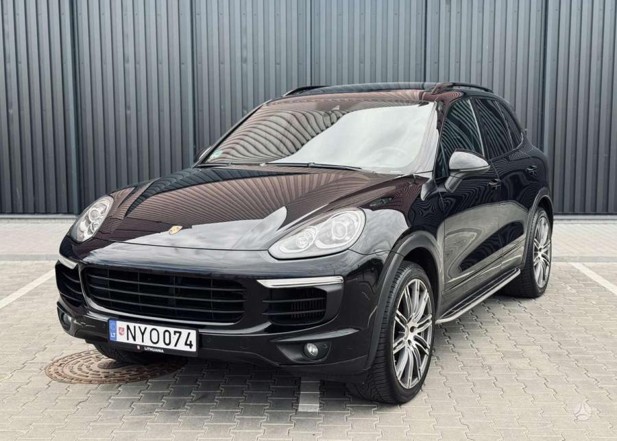 Melns Porsche Cayenne 2014 Kauņa, ar dzinēja tilpumu 3.00 L un nobraukumu 229 tūkst. km par 21900 €, foto 1 vietnē AUTOMOTO.COM.LV