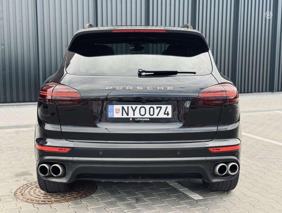 Melns Porsche Cayenne 2014 Kauņa, ar dzinēja tilpumu 3.00 L un nobraukumu 229 tūkst. km par 21900 €, foto 6 vietnē AUTOMOTO.COM.LV