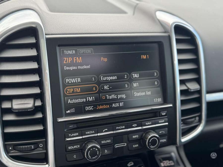 Melns Porsche Cayenne 2014 Kauņa, ar dzinēja tilpumu 3.00 L un nobraukumu 229 tūkst. km par 21900 €, foto 15 vietnē AUTOMOTO.COM.LV