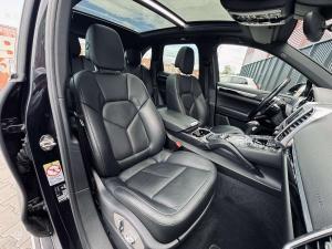 Melns Porsche Cayenne 2014 Kauņa, ar dzinēja tilpumu 3.00 L un nobraukumu 229 tūkst. km par 21900 €, foto 22 vietnē AUTOMOTO.COM.LV