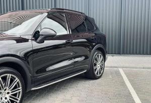 Melns Porsche Cayenne 2014 Kauņa, ar dzinēja tilpumu 3.00 L un nobraukumu 229 tūkst. km par 21900 €, foto 32 vietnē AUTOMOTO.COM.LV