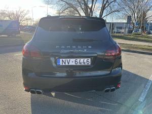 Melns Porsche Cayenne 2014 Rīga, ar dzinēja tilpumu 4.81 L un nobraukumu 250 tūkst. km par 21000 €, foto 6 vietnē AUTOMOTO.COM.LV