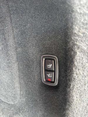 Melns Porsche Cayenne 2014 Marijampole, ar dzinēja tilpumu 4.13 L un nobraukumu 248 tūkst. km par 20500 €, foto 15 vietnē AUTOMOTO.COM.LV