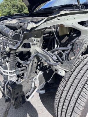 Black Porsche Cayenne 2014 in Vilnius, with an engine capacity of 3.60 L and mileage of 228 thousand km for 8750 €, photo 17 on AUTOMOTO.COM.LV