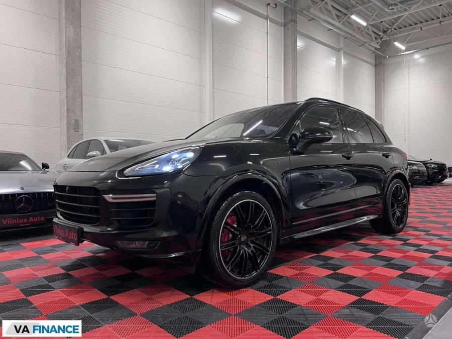 Melns Porsche Cayenne 2015 Viļņa, ar dzinēja tilpumu 3.60 L un nobraukumu 277 tūkst. km par 28990 €, foto 1 vietnē AUTOMOTO.COM.LV
