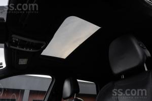 Melns Porsche Cayenne 2015 Jelgava, ar dzinēja tilpumu 4.20 L un nobraukumu 191 tūkst. km par 24400 €, foto 10 vietnē AUTOMOTO.COM.LV