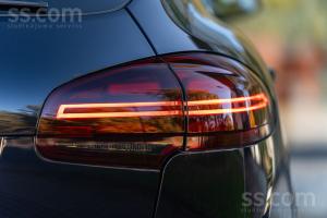 Black Porsche Cayenne 2015 in Riga, with an engine capacity of 3.00 L and mileage of 188 thousand km for 24000 €, photo 9 on AUTOMOTO.COM.LV