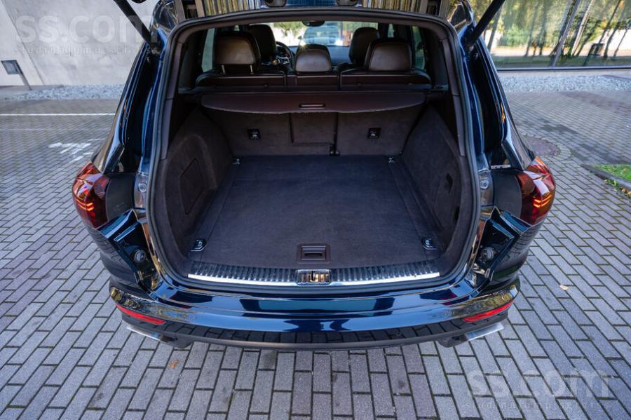 Black Porsche Cayenne 2015 in Riga, with an engine capacity of 3.00 L and mileage of 188 thousand km for 24000 €, photo 12 on AUTOMOTO.COM.LV
