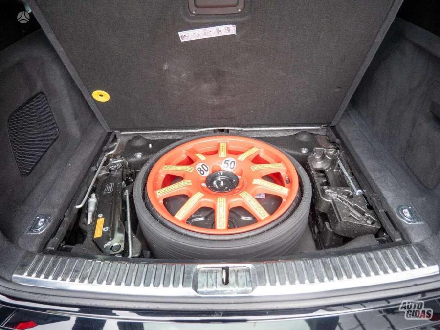 Black Porsche Cayenne 2015 in Vilnius, with an engine capacity of 3.00 L and mileage of 290 thousand km for 21000 €, photo 27 on AUTOMOTO.COM.LV