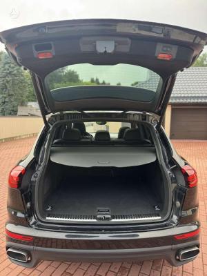 Melns Porsche Cayenne 2015 Mažeikiai, ar dzinēja tilpumu 2.97 L un nobraukumu 255 tūkst. km par 22500 €, foto 29 vietnē AUTOMOTO.COM.LV