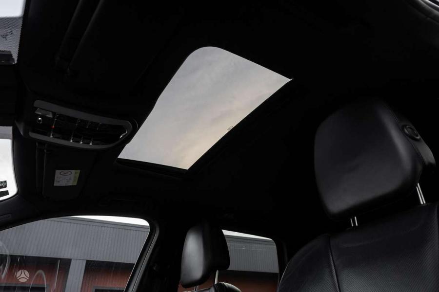 Melns Porsche Cayenne 2015 Jelgava, ar dzinēja tilpumu 4.13 L un nobraukumu 255 tūkst. km par 22900 €, foto 11 vietnē AUTOMOTO.COM.LV