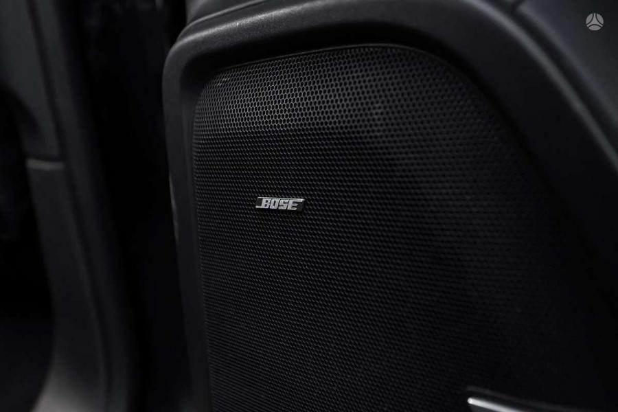 Melns Porsche Cayenne 2015 Jelgava, ar dzinēja tilpumu 4.13 L un nobraukumu 255 tūkst. km par 22900 €, foto 14 vietnē AUTOMOTO.COM.LV