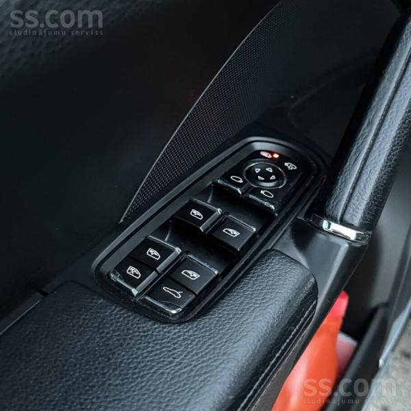 Black Porsche Cayenne 2015 in Rezekne, with an engine capacity of 3.00 L and mileage of 230 thousand km for 24000 €, photo 9 on AUTOMOTO.COM.LV
