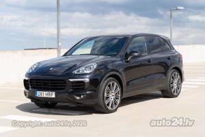 Melns Porsche Cayenne 2015 Tallina, ar dzinēja tilpumu 3.60 L un nobraukumu 204 tūkst. km par 29990 €, foto 5 vietnē AUTOMOTO.COM.LV