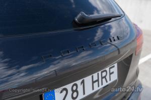 Melns Porsche Cayenne 2015 Tallina, ar dzinēja tilpumu 3.60 L un nobraukumu 204 tūkst. km par 29990 €, foto 11 vietnē AUTOMOTO.COM.LV