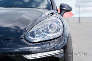 Melns Porsche Cayenne 2015 Tallina, ar dzinēja tilpumu 3.60 L un nobraukumu 204 tūkst. km par 29990 €, foto 12 vietnē AUTOMOTO.COM.LV
