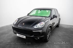 Black Porsche Cayenne 2015 in Tallinn, with an engine capacity of 3.00 L and mileage of 180 thousand km for 24999 €, photo  on AUTOMOTO.COM.LV