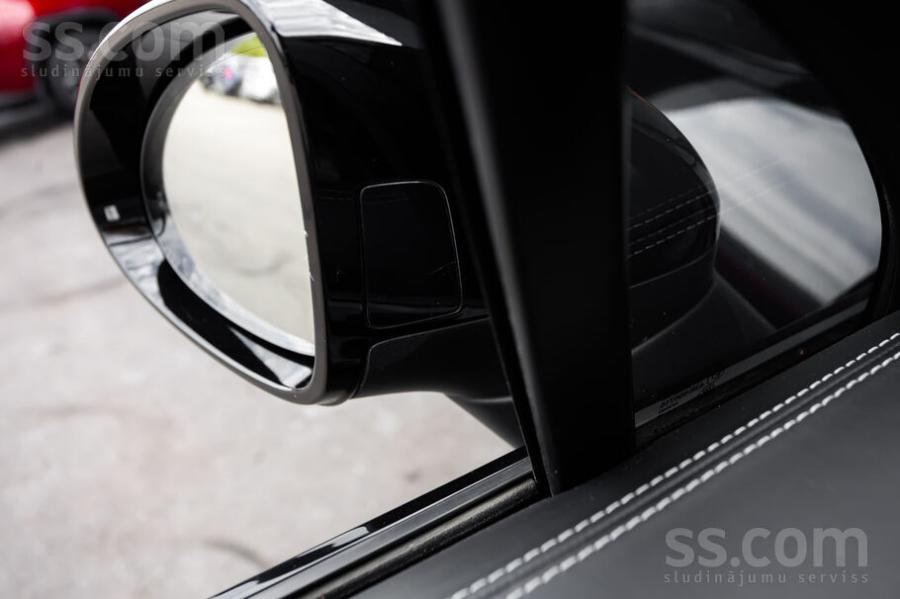 Melns Porsche Cayenne 2015 Jelgava, ar dzinēja tilpumu 3.00 L un nobraukumu 129 tūkst. km par 32500 €, foto 21 vietnē AUTOMOTO.COM.LV