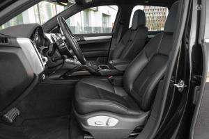 Melns Porsche Cayenne 2015 Viļņa, ar dzinēja tilpumu 3.00 L un nobraukumu 177 tūkst. km par 22999 €, foto 11 vietnē AUTOMOTO.COM.LV